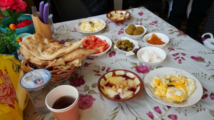 JORDANIJA 2021: Jerash, Umm Qais in namakanje v Mrtvem morju (3. dan ...