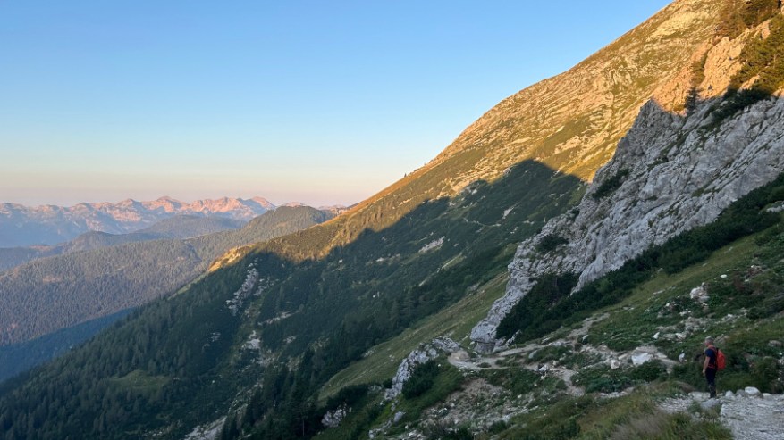SLOVENIJA: Najlepša gora – poletni Tosc (2.275 m) – Andreja's WORLD